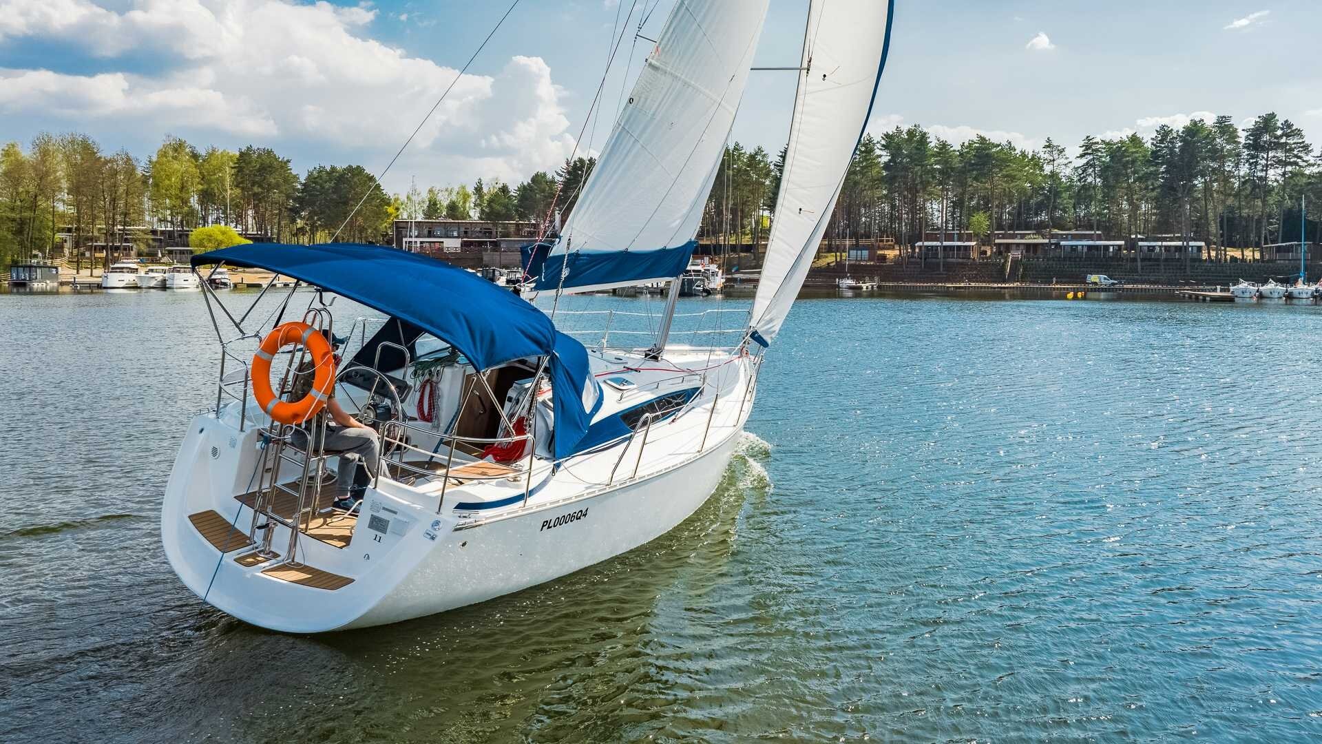 Czarter Jachtu Tango 33 . Czartery Jachtów Mazury - Giżycko Wilkasy ...